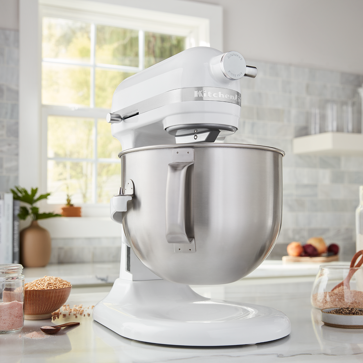 Batidora Tazón Elevable KitchenAid KSM70SKXXWH de 11 Velocidades y 6.6 ...
