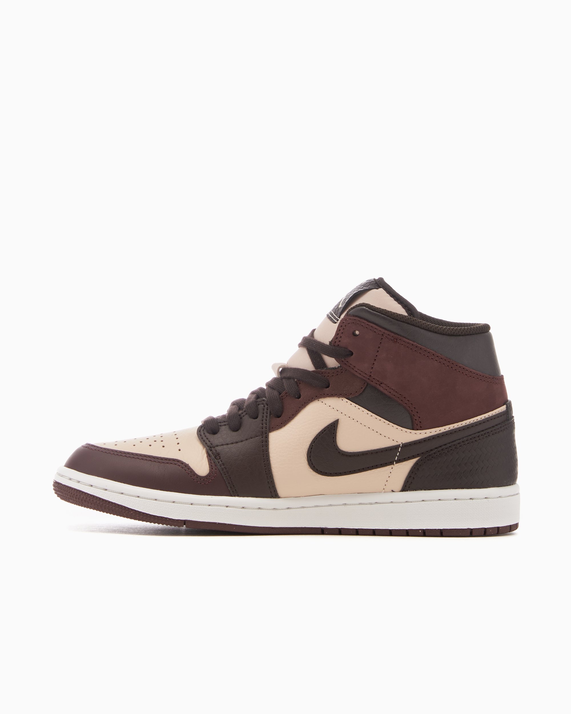TENIS JORDAN 1 MID SE CAFÉ PARA HOMBRE TALLA 28 CM